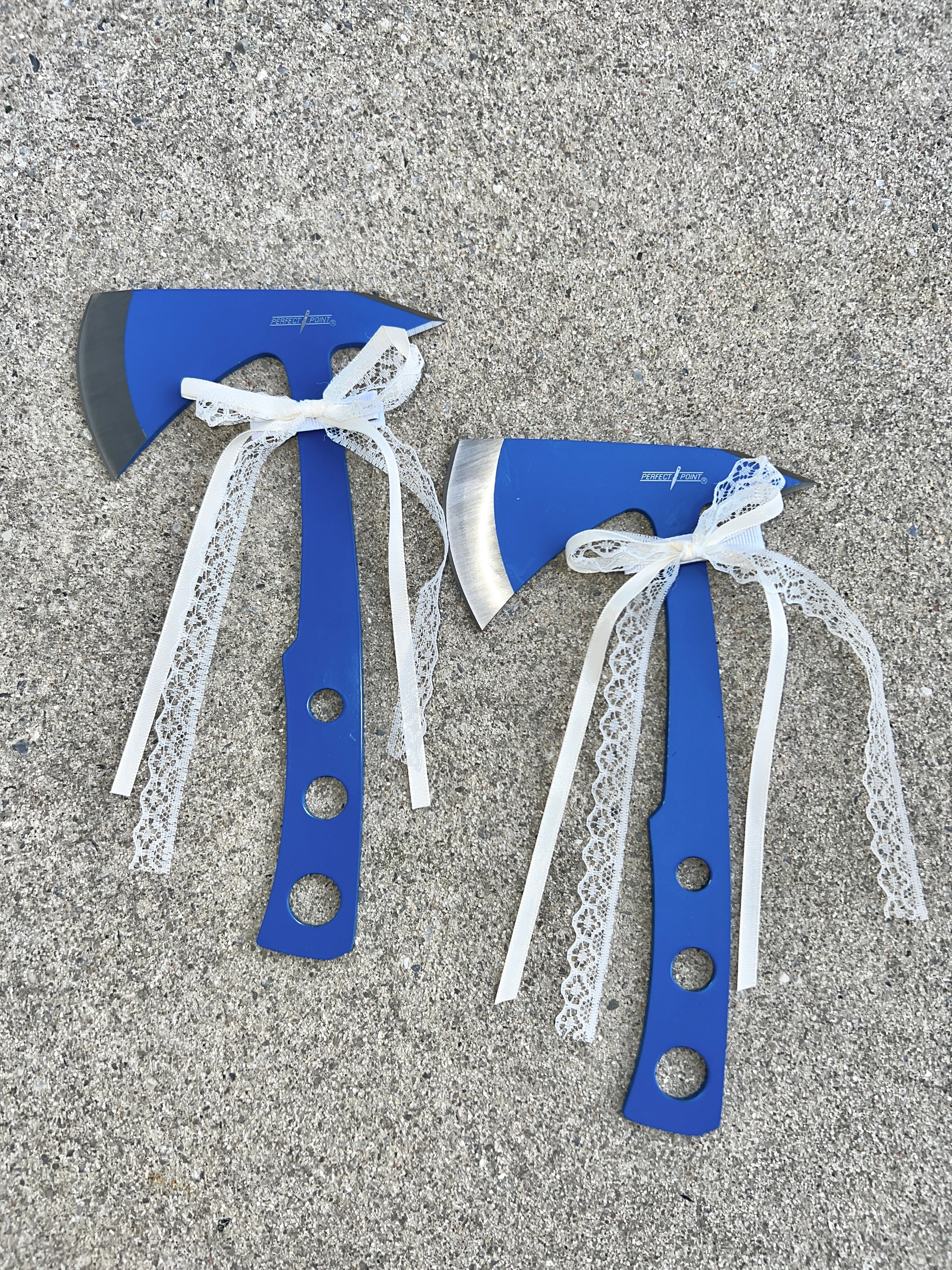 Blue Throwing Axes – Blades For Babes