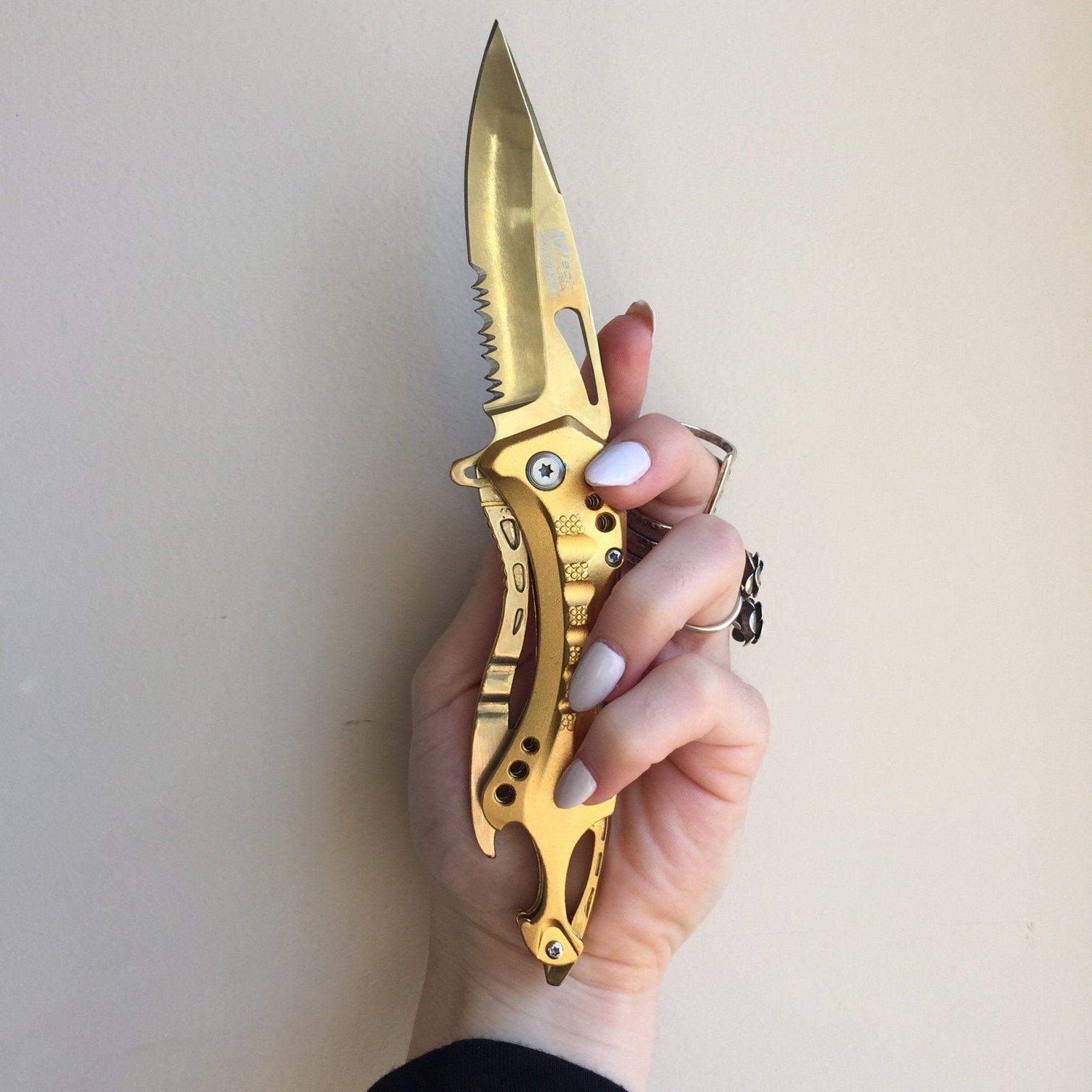 Shop Gold Dust Woman Knife Online | Blades For Babes